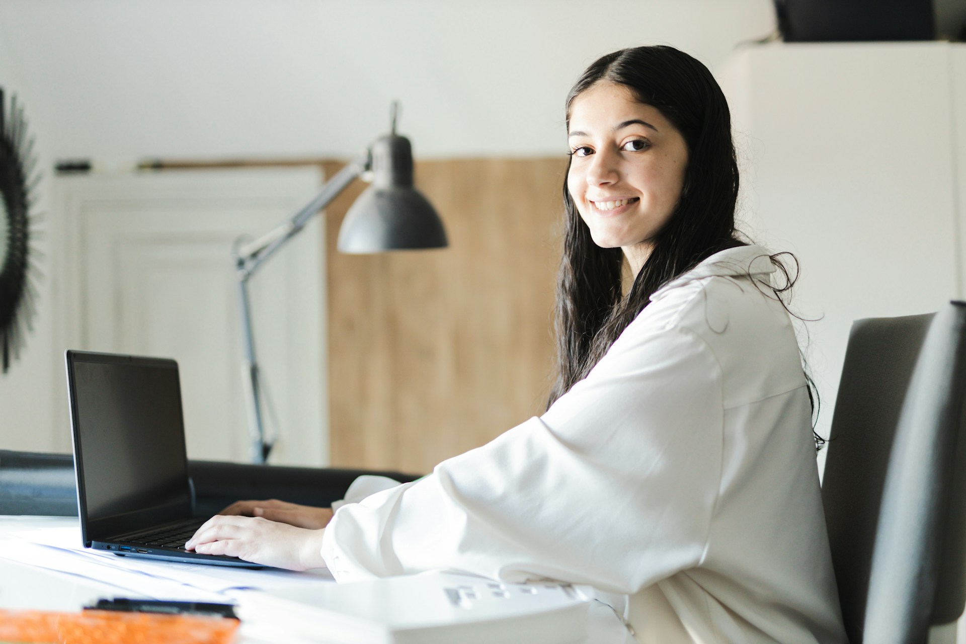 How to Boost Employee Retention? - BusinessMole