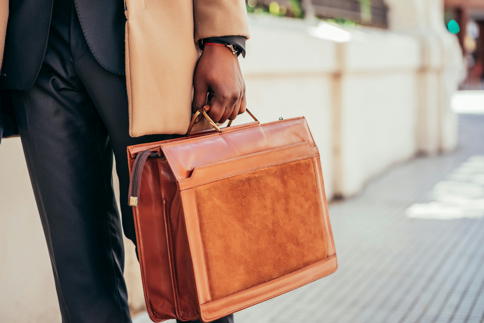 5 Key Steps to Take If You Lose Your Job - BusinessMole