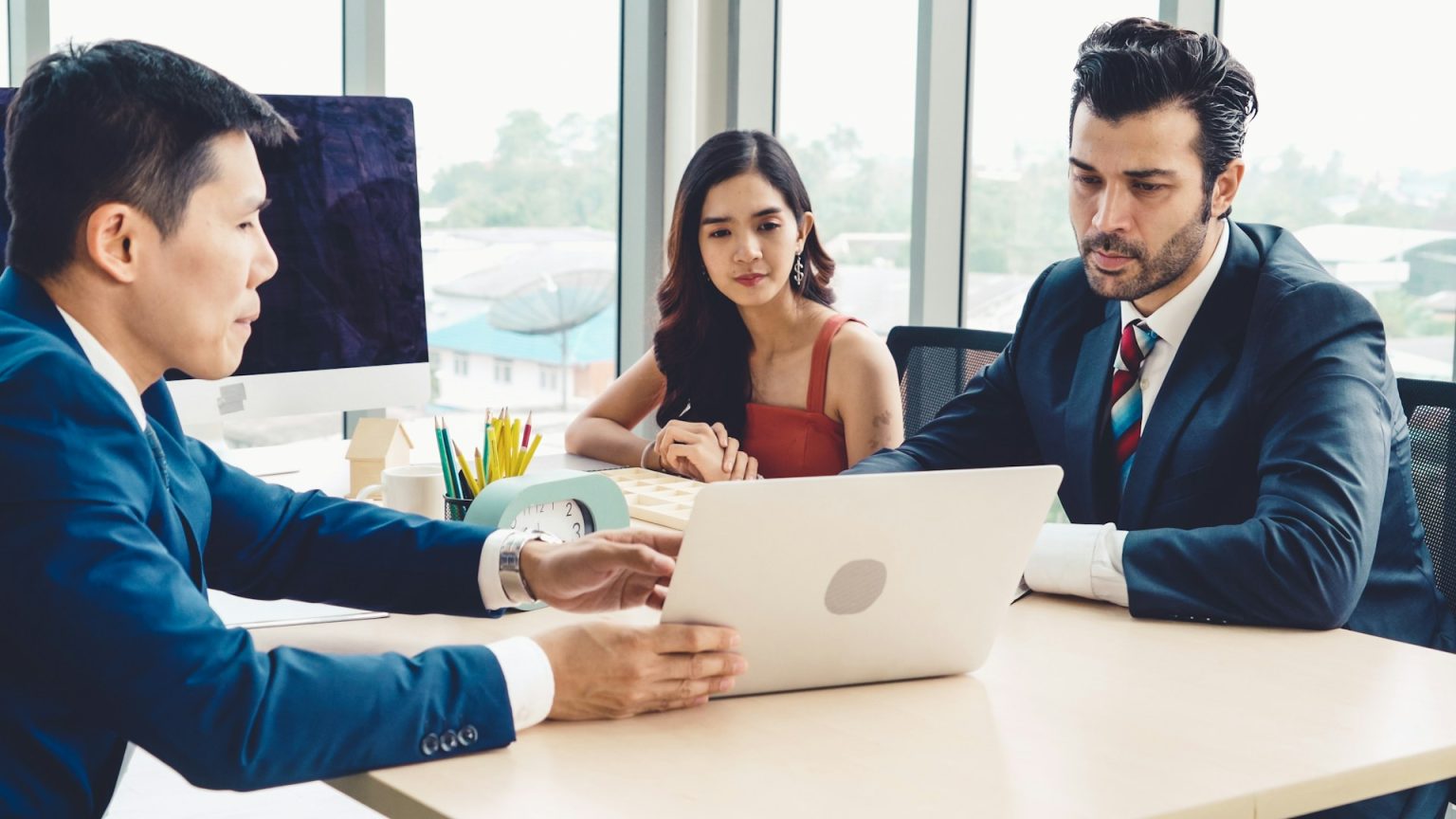 MiFID III and What It Means for UK Investment Advisers - BusinessMole